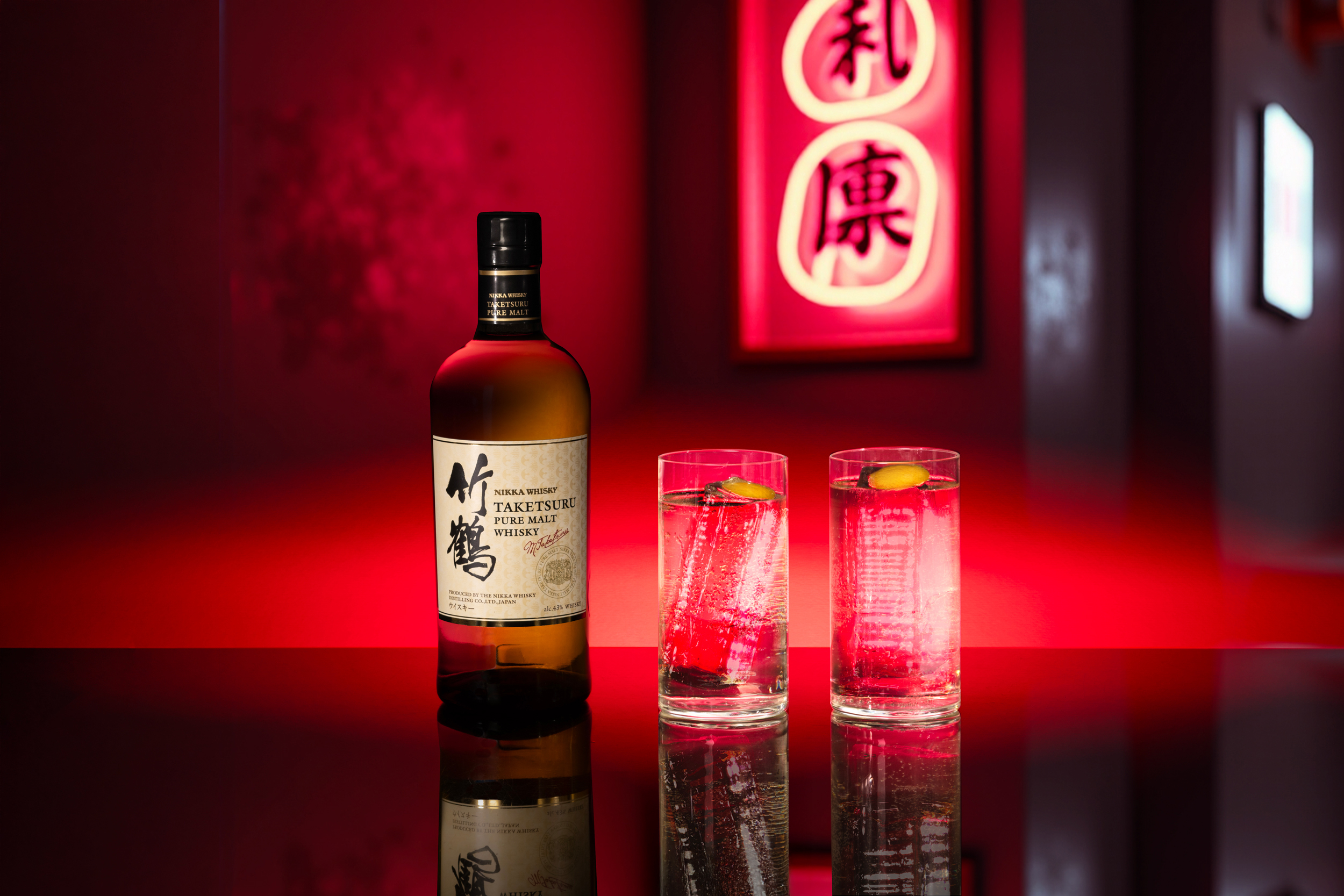 The Whisky Highball: recipe and history : Whisky and Spirits Guides