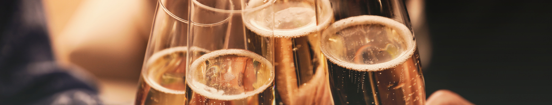 What is sparkling wine and how is it made? : Whisky and Spirits Guides