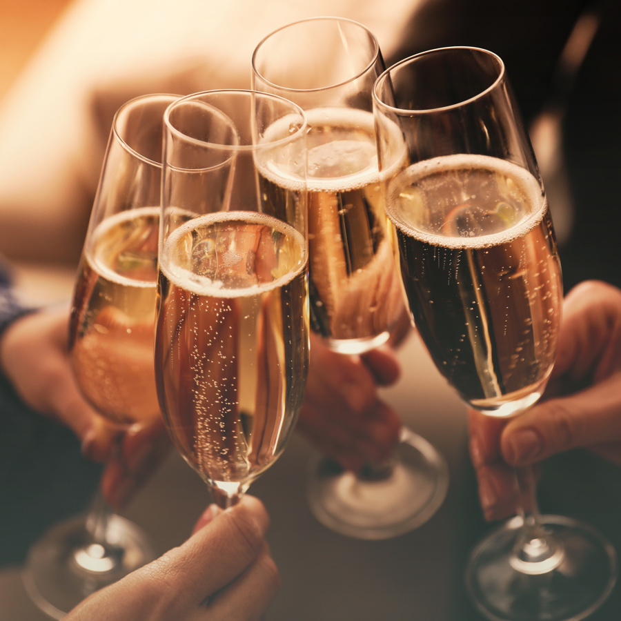 What is sparkling wine and how is it made? : Whisky and Spirits Guides
